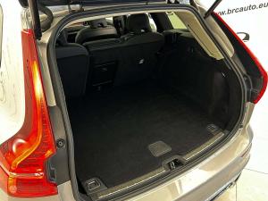 Grey Volvo XC60 2024 in Vilnius, with an engine capacity of 1.97 L and mileage of 18 thousand km for 29500 €, photo 30 on AUTOMOTO.COM.LV