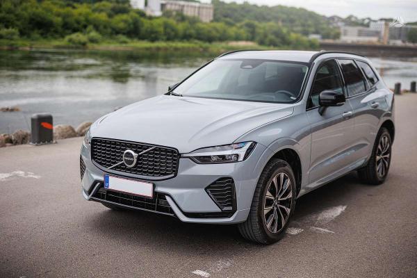 Pelēks Volvo XC60 2024 Kauņa, ar dzinēja tilpumu 1.97 L un nobraukumu 25 tūkst. km par 35000 €, foto 5 vietnē AUTOMOTO.COM.LV