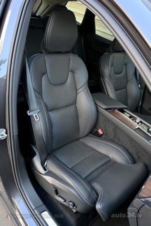 Pelēks Volvo XC60 2024 Tallina, ar dzinēja tilpumu 2.00 L un nobraukumu 27 tūkst. km par 53890 €, foto 11 vietnē AUTOMOTO.COM.LV
