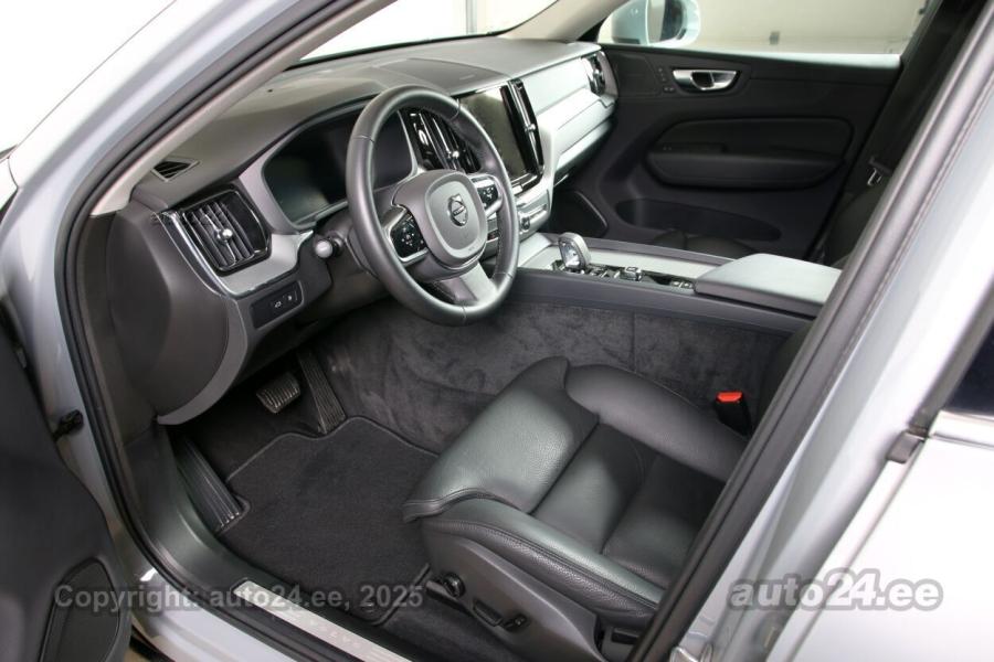 Pelēks Volvo XC60 2025 Tallina, ar dzinēja tilpumu 2.00 L un nobraukumu 23 tūkst. km par 56990 €, foto 6 vietnē AUTOMOTO.COM.LV