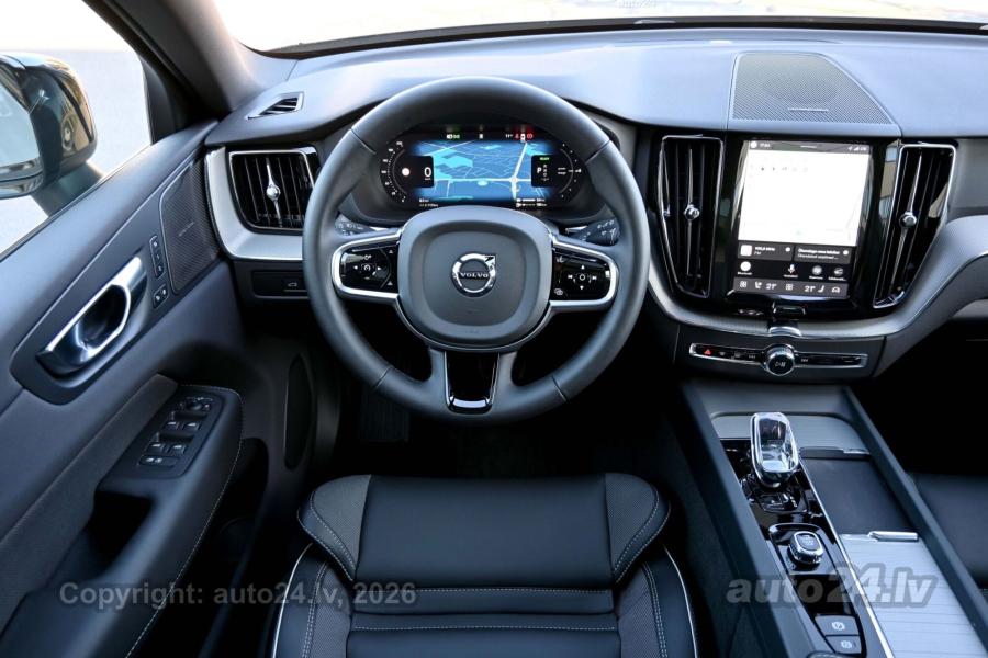 Pelēks Volvo XC60 2025 Tallina, ar dzinēja tilpumu 2.00 L un nobraukumu 15 tūkst. km par 55900 €, foto 12 vietnē AUTOMOTO.COM.LV