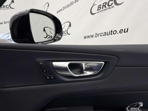 Grey Volvo XC60 2025 in Vilnius, with an engine capacity of 1.97 L and mileage of 25 thousand km for 38900 €, photo 10 on AUTOMOTO.COM.LV