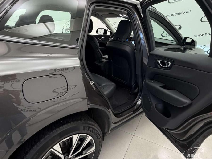 Pelēks Volvo XC60 2025 Viļņa, ar dzinēja tilpumu 1.97 L un nobraukumu 25 tūkst. km par 38900 €, foto 15 vietnē AUTOMOTO.COM.LV