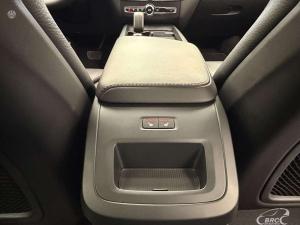 Pelēks Volvo XC60 2025 Viļņa, ar dzinēja tilpumu 1.97 L un nobraukumu 25 tūkst. km par 38900 €, foto 16 vietnē AUTOMOTO.COM.LV