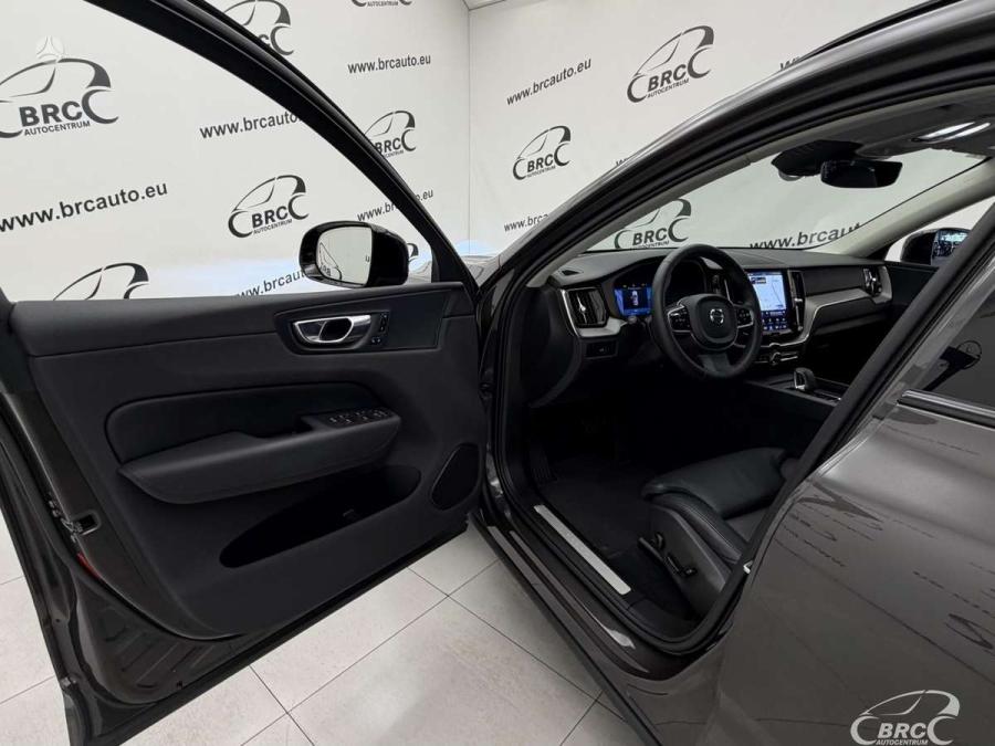 Pelēks Volvo XC60 2025 Viļņa, ar dzinēja tilpumu 1.97 L un nobraukumu 25 tūkst. km par 38900 €, foto 21 vietnē AUTOMOTO.COM.LV