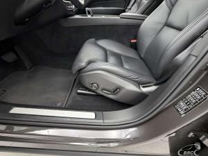 Pelēks Volvo XC60 2025 Viļņa, ar dzinēja tilpumu 1.97 L un nobraukumu 25 tūkst. km par 38900 €, foto 24 vietnē AUTOMOTO.COM.LV
