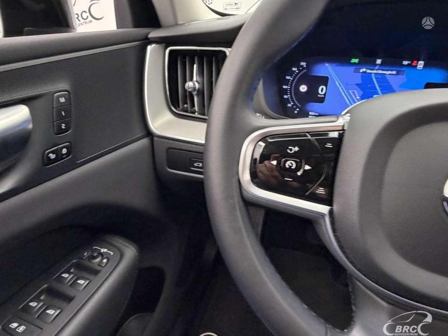 Pelēks Volvo XC60 2025 Viļņa, ar dzinēja tilpumu 1.97 L un nobraukumu 25 tūkst. km par 38900 €, foto 31 vietnē AUTOMOTO.COM.LV