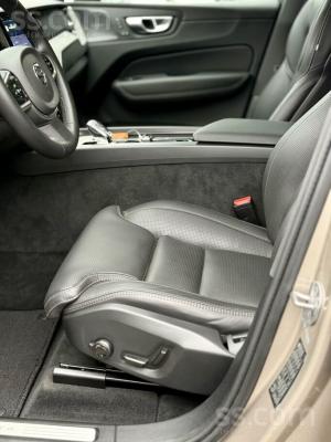 Grey Volvo XC60 2025 in Riga, with an engine capacity of 2.00 L and mileage of 0 thousand km for 38000 €, photo 7 on AUTOMOTO.COM.LV