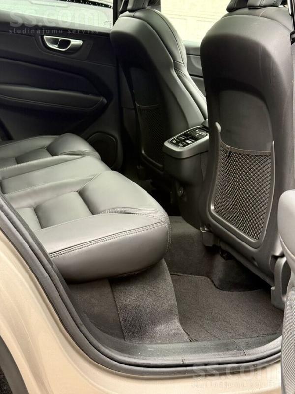 Grey Volvo XC60 2025 in Riga, with an engine capacity of 2.00 L and mileage of 0 thousand km for 38000 €, photo 9 on AUTOMOTO.COM.LV