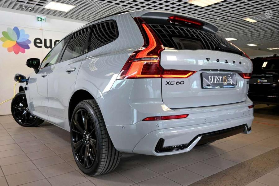 Grey Volvo XC60 2025 in Tallinn, with an engine capacity of 0.00 L and mileage of 18 thousand km for 64900 €, photo 4 on AUTOMOTO.COM.LV