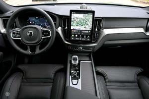 Grey Volvo XC60 2025 in Tallinn, with an engine capacity of 0.00 L and mileage of 18 thousand km for 64900 €, photo 18 on AUTOMOTO.COM.LV