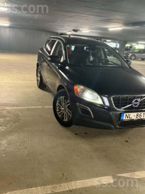 Pelēks Volvo XC60 2010 Rīga, ar dzinēja tilpumu 2.40 L un nobraukumu 275 tūkst. km par 9000 €, foto 9 vietnē AUTOMOTO.COM.LV