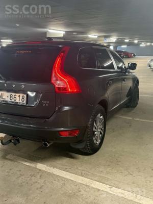 Pelēks Volvo XC60 2010 Rīga, ar dzinēja tilpumu 2.40 L un nobraukumu 275 tūkst. km par 9000 €, foto 15 vietnē AUTOMOTO.COM.LV
