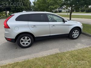 Pelēks Volvo XC60 2011 Rīga, ar dzinēja tilpumu 2.40 L un nobraukumu 372 tūkst. km par 8900 €, foto 14 vietnē AUTOMOTO.COM.LV
