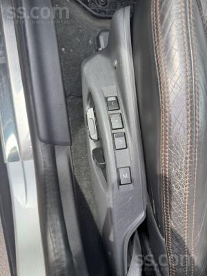 Pelēks Volvo XC60 2011 Rīga, ar dzinēja tilpumu 2.40 L un nobraukumu 372 tūkst. km par 8900 €, foto 15 vietnē AUTOMOTO.COM.LV