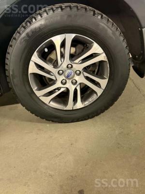 Pelēks Volvo XC60 2011 Rīga, ar dzinēja tilpumu 2.40 L un nobraukumu 275 tūkst. km par 9000 €, foto 3 vietnē AUTOMOTO.COM.LV