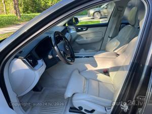 Pelēks Volvo XC60 2017 Tallina, ar dzinēja tilpumu 2.00 L un nobraukumu 173 tūkst. km par 25000 €, foto 6 vietnē AUTOMOTO.COM.LV