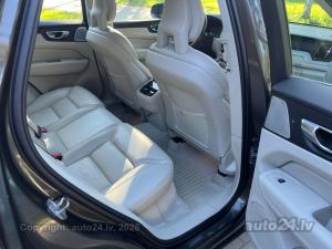 Pelēks Volvo XC60 2017 Tallina, ar dzinēja tilpumu 2.00 L un nobraukumu 173 tūkst. km par 25000 €, foto 12 vietnē AUTOMOTO.COM.LV