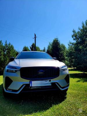 Grey Volvo XC60 2022 in Rokiskis, with an engine capacity of 1.97 L and mileage of 340 thousand km for 21500 €, photo  on AUTOMOTO.COM.LV