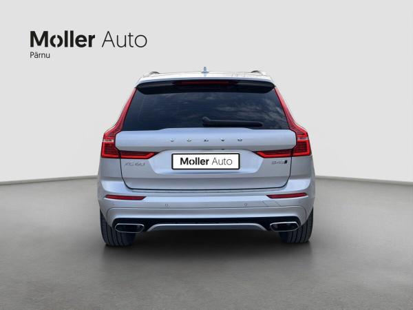 Pelēks Volvo XC60 2020 Pērnava, ar dzinēja tilpumu 2.00 L un nobraukumu 112 tūkst. km par 33000 €, foto 4 vietnē AUTOMOTO.COM.LV