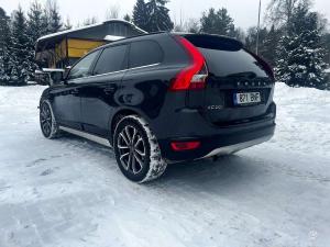 Pelēks Volvo XC60 2010 Šauļi, ar dzinēja tilpumu 2.40 L un nobraukumu 400 tūkst. km par 5999 €, foto  vietnē AUTOMOTO.COM.LV