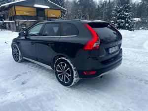 Pelēks Volvo XC60 2010 Šauļi, ar dzinēja tilpumu 2.40 L un nobraukumu 400 tūkst. km par 5999 €, foto 9 vietnē AUTOMOTO.COM.LV