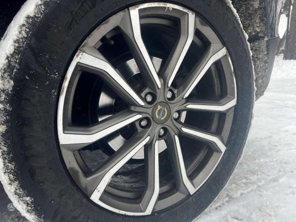 Pelēks Volvo XC60 2010 Šauļi, ar dzinēja tilpumu 2.40 L un nobraukumu 400 tūkst. km par 5999 €, foto 11 vietnē AUTOMOTO.COM.LV