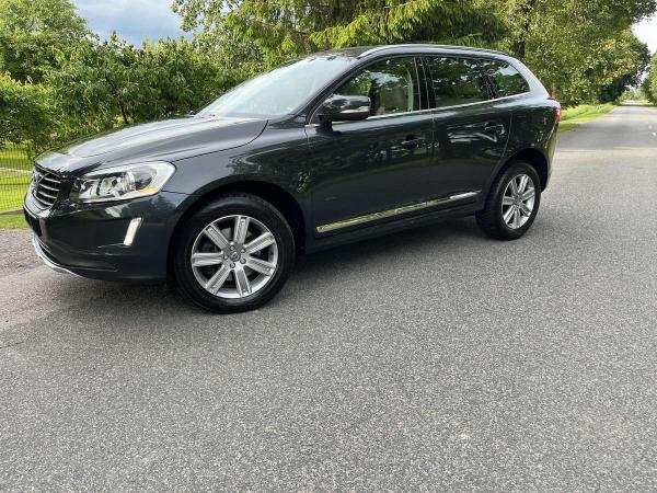 Pelēks Volvo XC60 2013 Prienai, ar dzinēja tilpumu 2.00 L un nobraukumu 282 tūkst. km par 10650 €, foto 2 vietnē AUTOMOTO.COM.LV