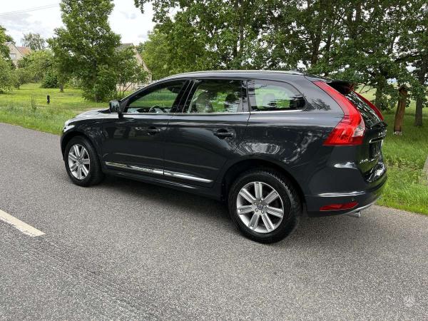 Pelēks Volvo XC60 2013 Prienai, ar dzinēja tilpumu 2.00 L un nobraukumu 282 tūkst. km par 10650 €, foto 9 vietnē AUTOMOTO.COM.LV