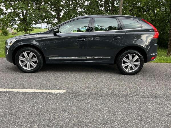 Pelēks Volvo XC60 2013 Prienai, ar dzinēja tilpumu 2.00 L un nobraukumu 282 tūkst. km par 10650 €, foto 10 vietnē AUTOMOTO.COM.LV