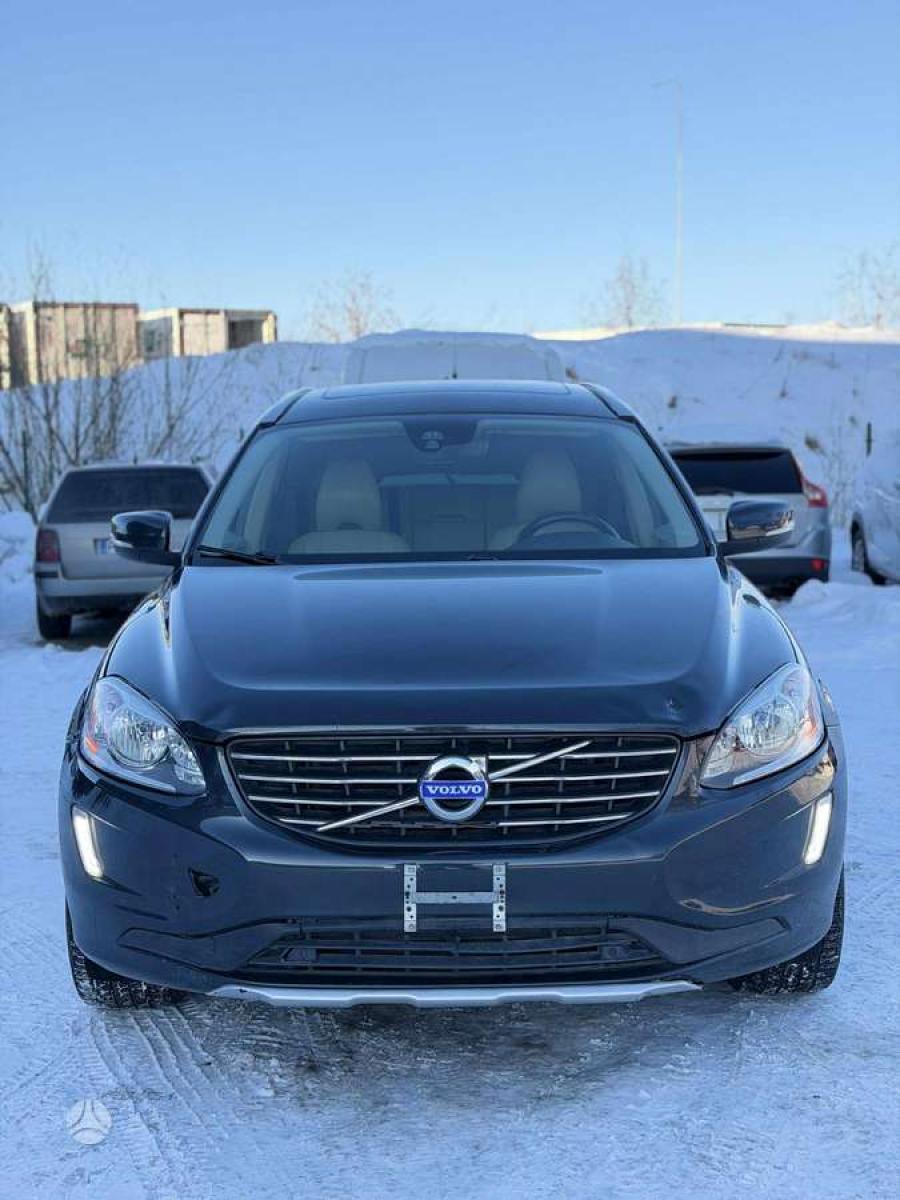 Grey Volvo XC60 2015 in Klaipeda, with an engine capacity of 2.00 L and mileage of 240 thousand km for 6400 €, photo 14 on AUTOMOTO.COM.LV