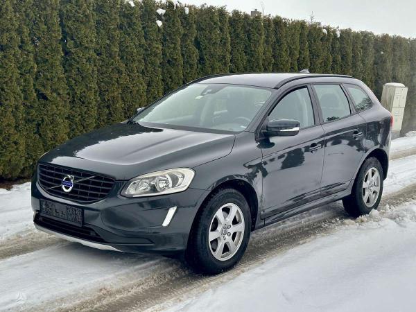 Pelēks Volvo XC60 2015 Marijampole, ar dzinēja tilpumu 2.00 L un nobraukumu 168 tūkst. km par 7250 €, foto 1 vietnē AUTOMOTO.COM.LV