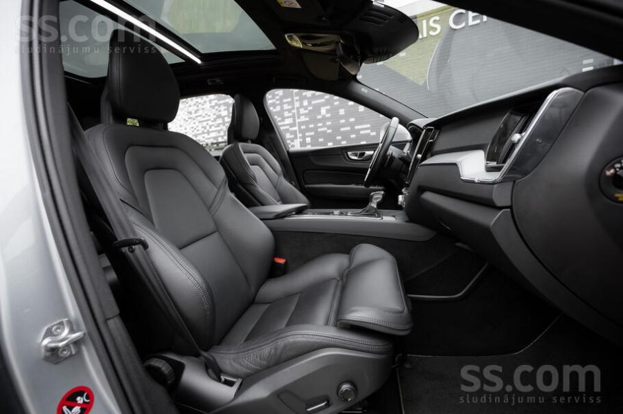 Grey Volvo XC60 2018 in Jelgava, with an engine capacity of 2.00 L and mileage of 0 thousand km for 22590 €, photo 17 on AUTOMOTO.COM.LV