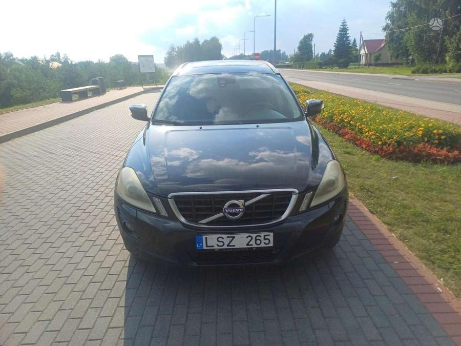 Pelēks Volvo XC60 2010 Raseiniai, ar dzinēja tilpumu 2.40 L un nobraukumu 375 tūkst. km par 5100 €, foto 9 vietnē AUTOMOTO.COM.LV