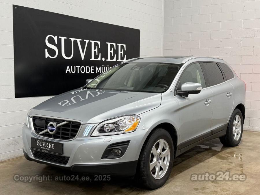 Grey Volvo XC60 2009 in Tallinn, with an engine capacity of 2.40 L and mileage of 241 thousand km for 7995 €, photo 1 on AUTOMOTO.COM.LV