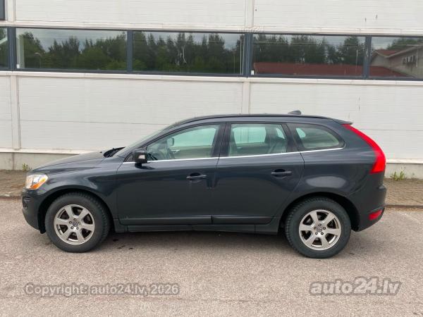 Grey Volvo XC60 2009 in Tartu, with an engine capacity of 2.40 L and mileage of 394 thousand km for 5700 €, photo 2 on AUTOMOTO.COM.LV