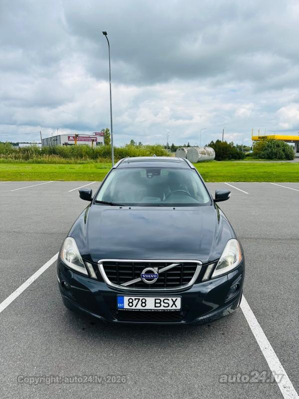 Pelēks Volvo XC60 2009 Pērnava, ar dzinēja tilpumu 2.40 L un nobraukumu 0 tūkst. km par 6000 €, foto 3 vietnē AUTOMOTO.COM.LV