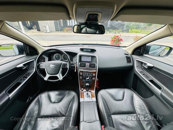 Pelēks Volvo XC60 2009 Pērnava, ar dzinēja tilpumu 2.40 L un nobraukumu 0 tūkst. km par 6000 €, foto 9 vietnē AUTOMOTO.COM.LV