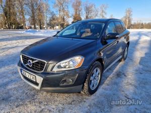 Pelēks Volvo XC60 2010 Paide, ar dzinēja tilpumu 2.40 L un nobraukumu 257 tūkst. km par 9490 €, foto 2 vietnē AUTOMOTO.COM.LV