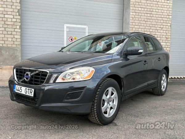 Pelēks Volvo XC60 2010 Paide, ar dzinēja tilpumu 2.00 L un nobraukumu 267 tūkst. km par 7600 €, foto 1 vietnē AUTOMOTO.COM.LV