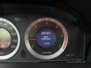 Серый Вольво ХС60 2010 в Таллин, объемом двигателя 2.40 л и пробегом 275 тыс. км за 8990 €, фото 22 на AUTOMOTO.COM.LV