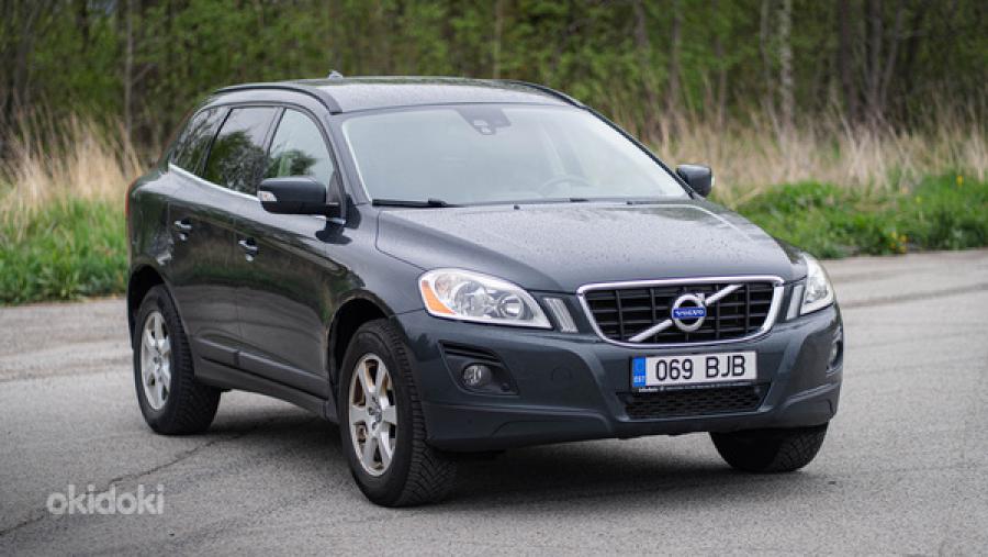 Pelēks Volvo XC60 2010 Tallina, ar dzinēja tilpumu 2.40 L un nobraukumu 303 tūkst. km par 6500 €, foto 1 vietnē AUTOMOTO.COM.LV
