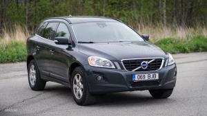 Pelēks Volvo XC60 2010 Tallina, ar dzinēja tilpumu 2.40 L un nobraukumu 303 tūkst. km par 6500 €, foto 7 vietnē AUTOMOTO.COM.LV