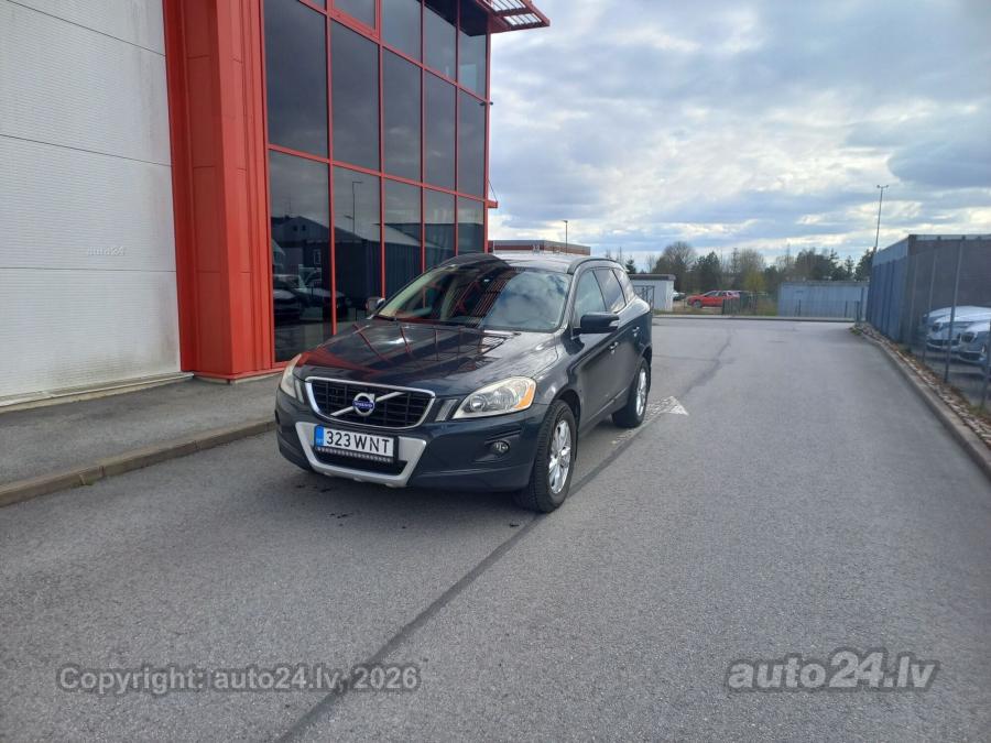 Pelēks Volvo XC60 2010 Tallina, ar dzinēja tilpumu 2.40 L un nobraukumu 309 tūkst. km par 8499 €, foto 1 vietnē AUTOMOTO.COM.LV