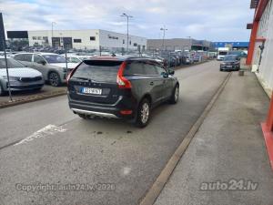Pelēks Volvo XC60 2010 Tallina, ar dzinēja tilpumu 2.40 L un nobraukumu 309 tūkst. km par 8499 €, foto 8 vietnē AUTOMOTO.COM.LV