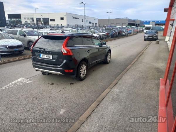 Pelēks Volvo XC60 2010 Tallina, ar dzinēja tilpumu 2.40 L un nobraukumu 309 tūkst. km par 8499 €, foto 9 vietnē AUTOMOTO.COM.LV