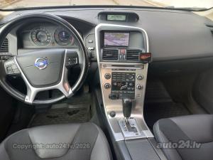Pelēks Volvo XC60 2010 Tallina, ar dzinēja tilpumu 2.40 L un nobraukumu 309 tūkst. km par 8499 €, foto 12 vietnē AUTOMOTO.COM.LV