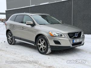 Grey Volvo XC60 2011 in Parnu, with an engine capacity of 2.00 L and mileage of 400 thousand km for 6900 €, photo  on AUTOMOTO.COM.LV