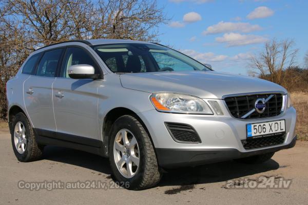 Pelēks Volvo XC60 2011 Tallina, ar dzinēja tilpumu 2.00 L un nobraukumu 149 tūkst. km par 12600 €, foto 2 vietnē AUTOMOTO.COM.LV