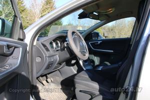 Grey Volvo XC60 2011 in Tallinn, with an engine capacity of 2.00 L and mileage of 149 thousand km for 12600 €, photo 7 on AUTOMOTO.COM.LV